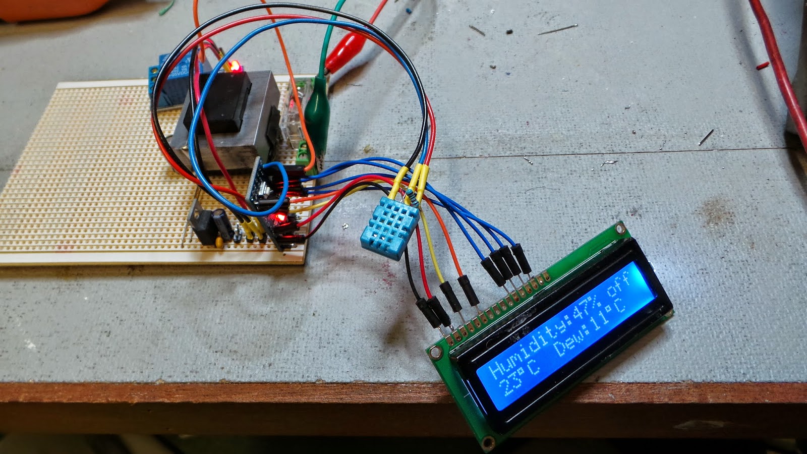 Doz' Blog: Arduino dehumidifier controller project.